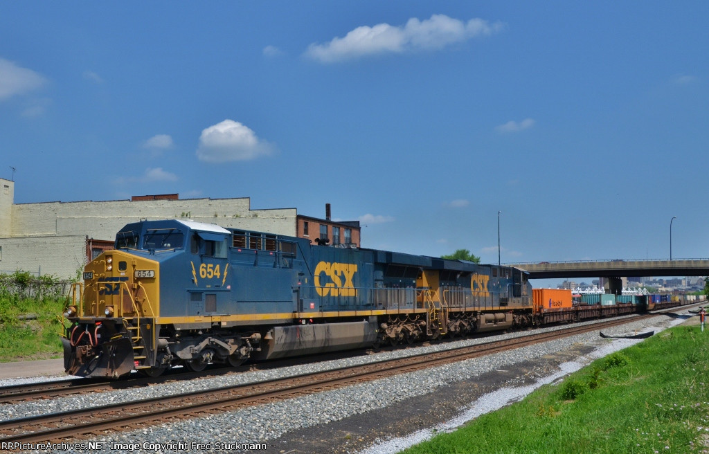CSX 654